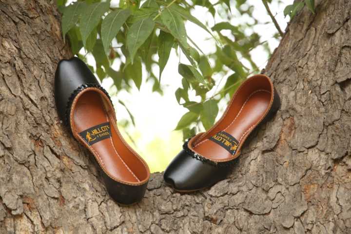 Black Desi Khussa for Women - Traditional Handcrafted, Comfortable ...