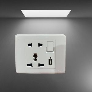 Time Star Luxury Series Light Plug + USB Port (Use for the Fast Mobile ...