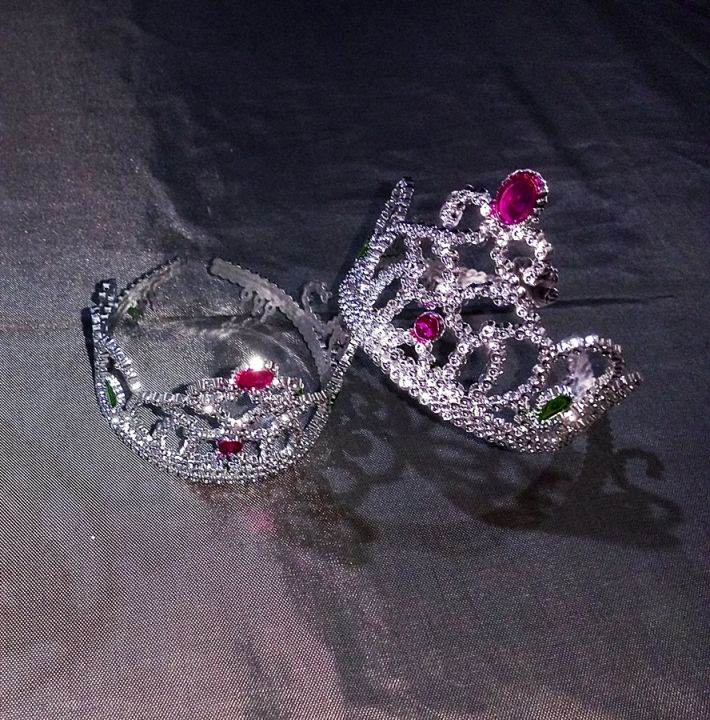 Kids Birthday Crown - Party Head Crown (Plastic Crown with Sliver ...