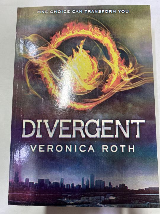 DIVERGENT BY VERONICA ROTH | Daraz.pk