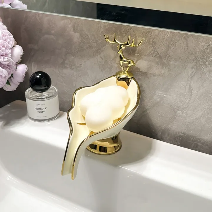 Fashionable Light Soap Dish Holder Small Deer Leaf Shape Ceramic Soap