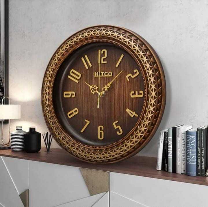 Fancy And Attractive Wall Clock Smooth Machine Wall Clock Hanging Wall ...