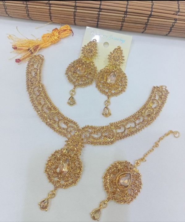 Artificial Jewellery Set Badam Style Set With Beautyfull Tika eEar ...