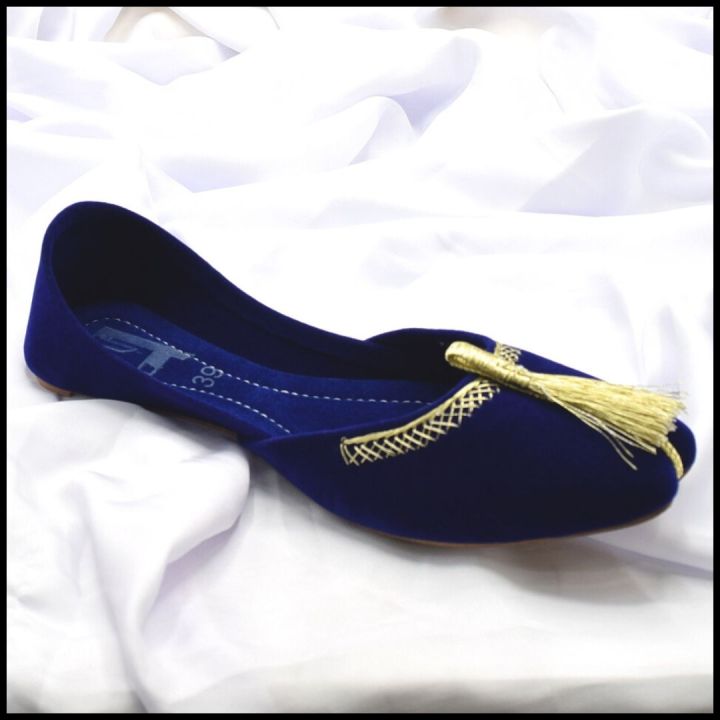 Trending Blue Khussa for women KH0543 | Daraz.pk