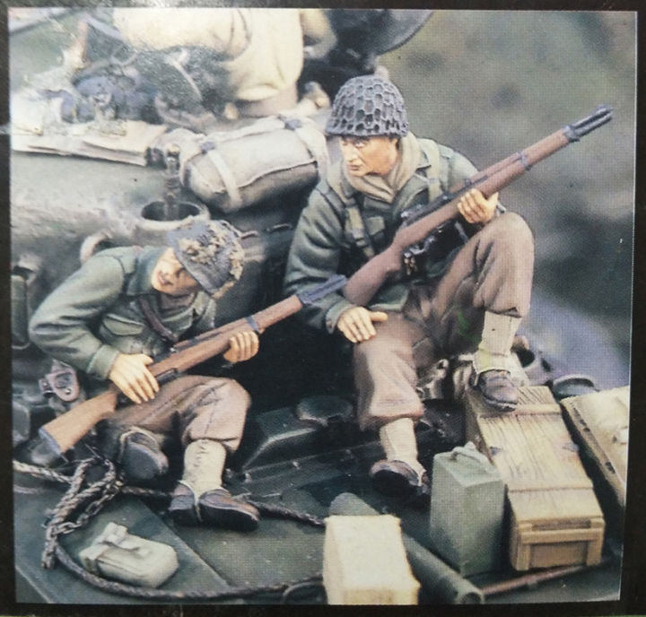 Resin soldiers 1 to 35 World War II US military model soldiers with 2 ...