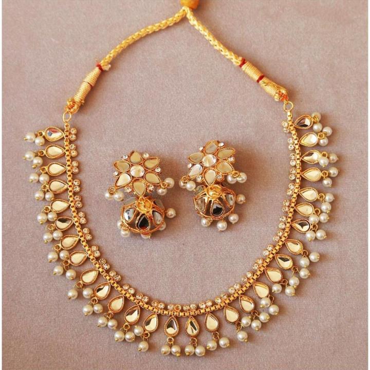 Traditional Gold Color Indian Kundan Set/ Necklace/ Locket/ Pendants ...