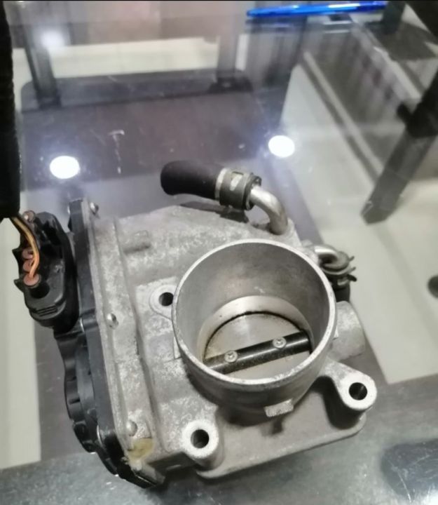 Toyota Corolla Throttle body | Daraz.pk