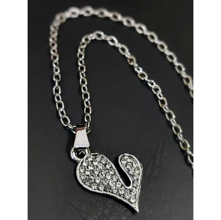 New Fashion Look Heart Locket And Guitar with Chain Most beautiful ...