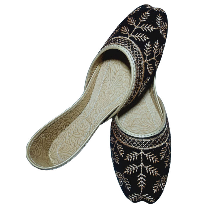 Embroidery khussa for woman / Black Khussa for girl/ Desi khussa ...
