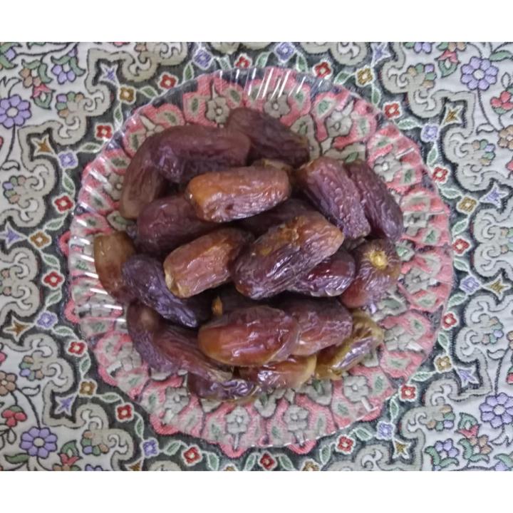 Premium Medjool (Majdool) Dates from Madinah 1 KG Box | Daraz.pk