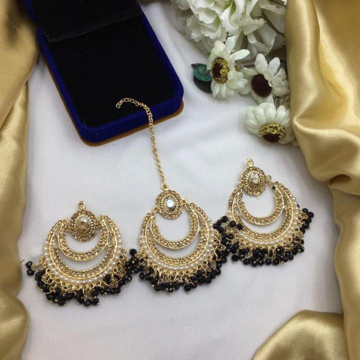Fancy jewelry imports store