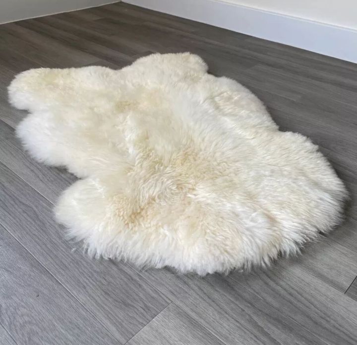 Genuine Sheepskin Rug for decoration , Real Sheepskin , Size = 90 cm by ...