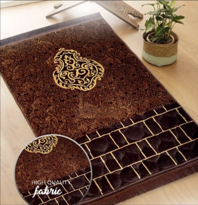 Velvet Foam and Print Embossed Jay Namaz / Prayer Mat / Prayer Rug ...