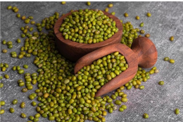 High Quality Green gram whole - Daal Moong Sabut Available in 1000g ...