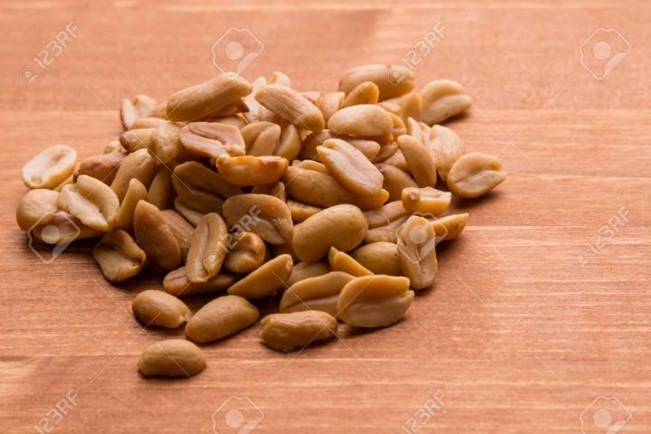 Mong Phali (Peanuts) 500Grams | Daraz.pk