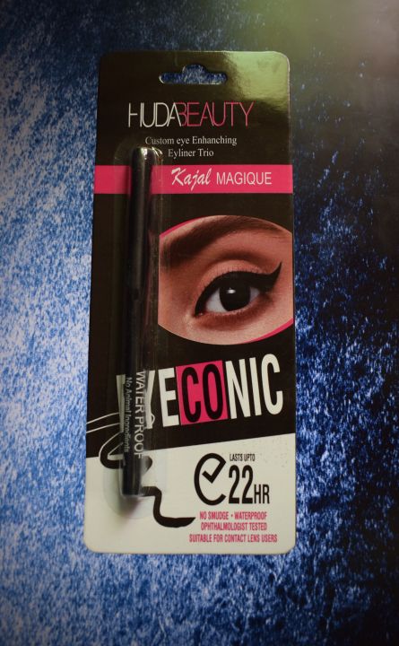 Intense Kajal Pencil – Bold, Long-Lasting Definition | Daraz.pk