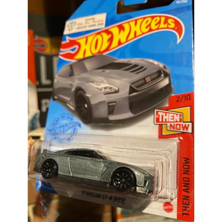 Hotwheels 17 Nissan Gt-R (R35) GTR R35 Grey Diecast Metal Car Toy FOR ...
