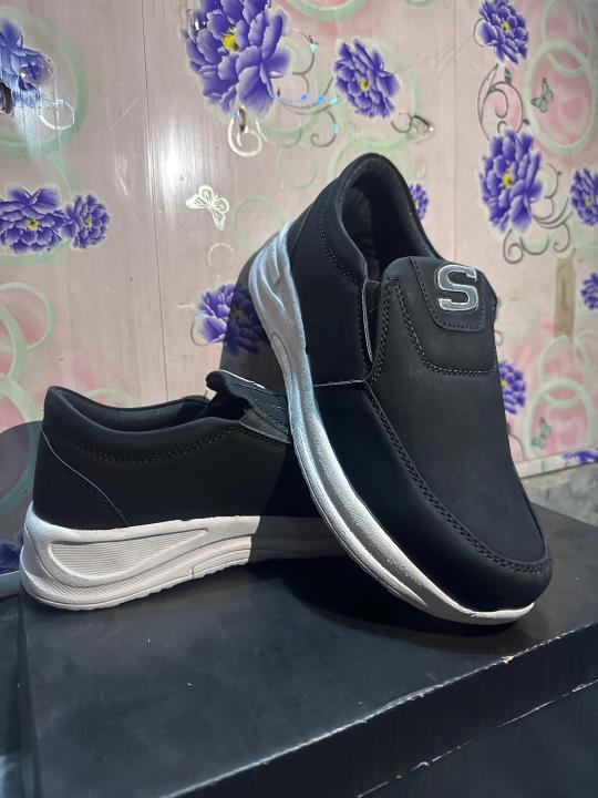 Skechers Men’s Sports Shoes – Lightweight, Comfortable & Stylish | Daraz.pk