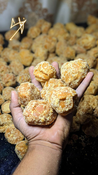 Premium Gurr Jaggery (500 Grams) Traditional Sweets Jaggery Desi Gur ...