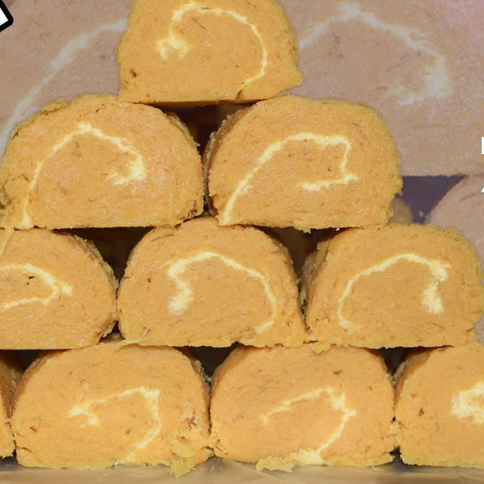 Special desi gee Roll Patisa khushab 1kg patisa mithai |patisa of ...