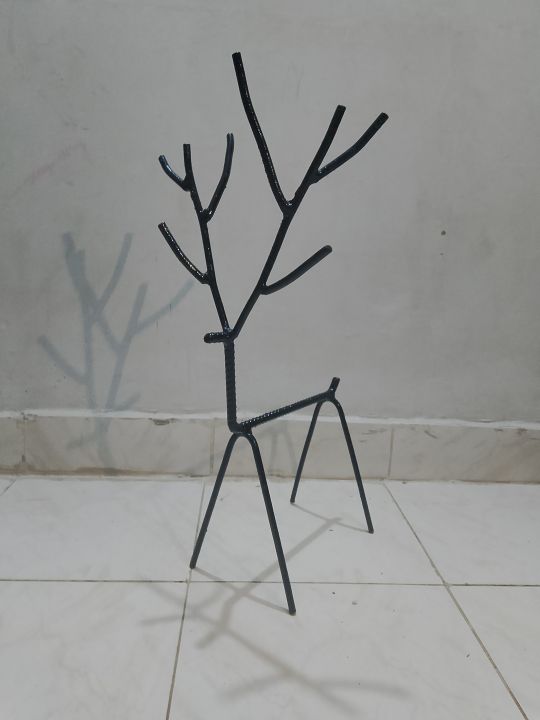 Metal Deer for sidetables, heavy metal show piece, decor for home decor ...