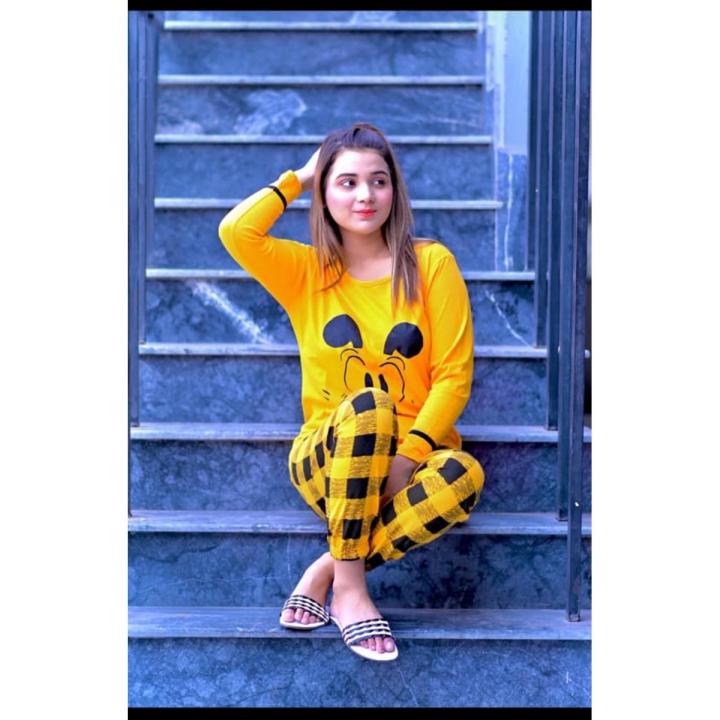 Yellow Colour Bunny Printed Design Sleeves T-Shirt and Pajama Sleep ...