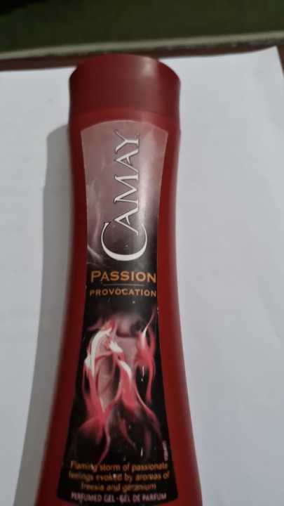 Camay passion provocation perfumed gel in 250 ml | Daraz.pk