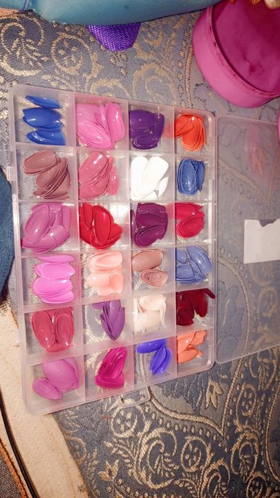 100/288/576 pcs nails with box ,reusable Artificial nails,24 different ...