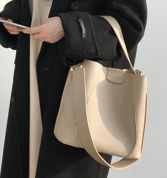 Casual Large Capacity Tote Designer Wide Strap Women Handbags Luxury Pu ...