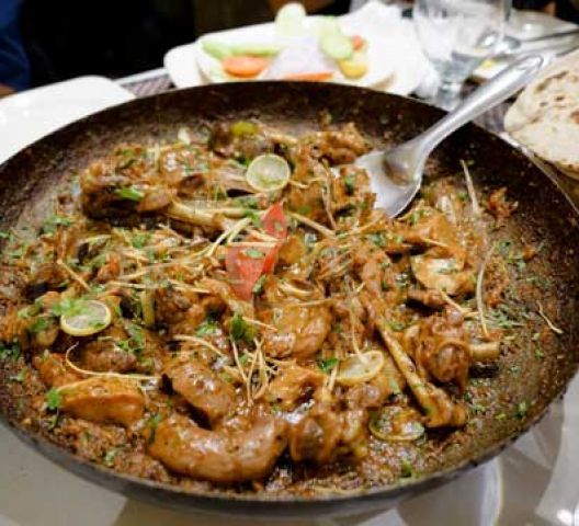 PURE IRON MADE BUTT KARAHI WOK IN WHITE IRON COMPLETE SET ( KARAHI ...