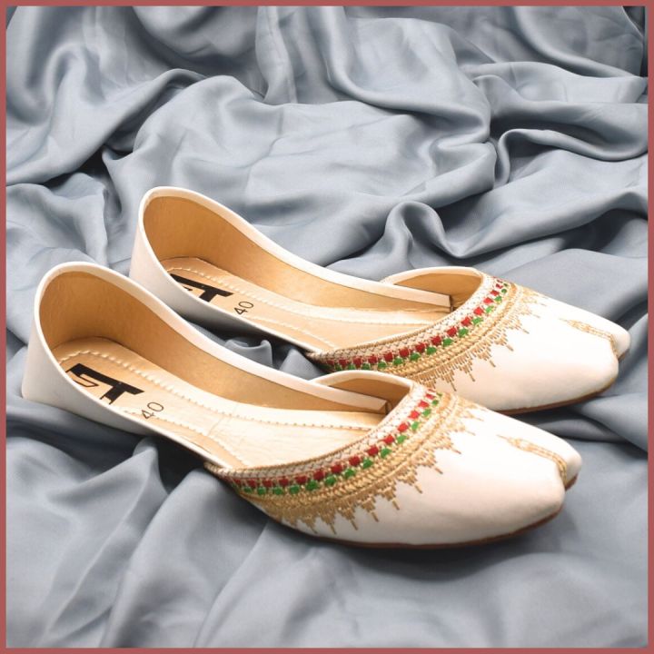 Elegant design White Khussa for women KH0554 | Daraz.pk