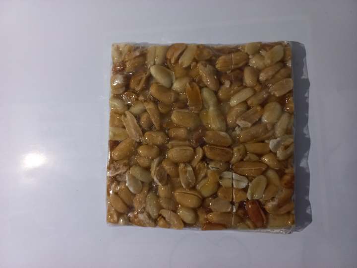 Peanut Chikki (Family Pack) | Daraz.pk